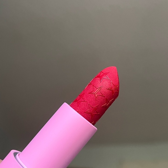 Jeffree Star | Makeup | Jeffree Star Velvet Trap Lipstick Redrum New In ...